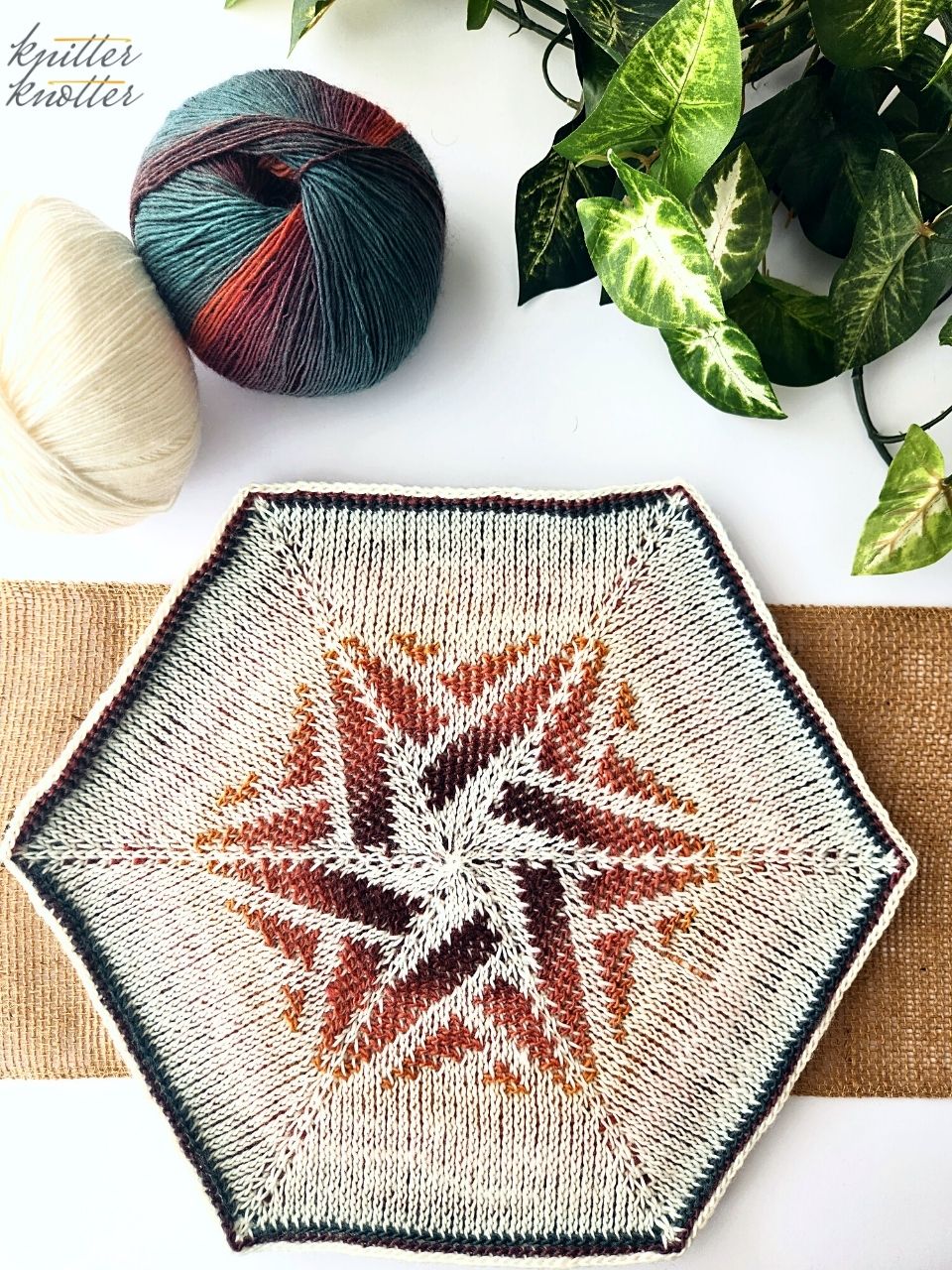 Tunisian Blanket CAL 2024 – Extension Pack Hexagon #6 - KnitterKnotter