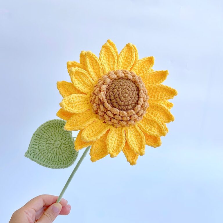 How to Crochet Easy Flowers for Beginners! - KnitterKnotter