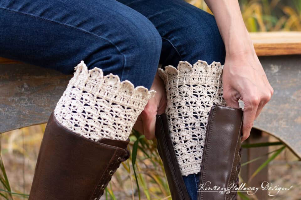 23 Cozy & Cute Crochet Leg Warmer Patterns - KnitterKnotter